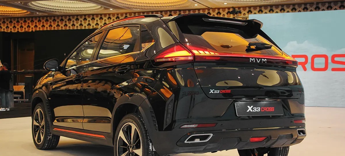 مقایسه X33 cross اتوماتیک با دنده ای - نمایندگی ام وی ام 377 خیری